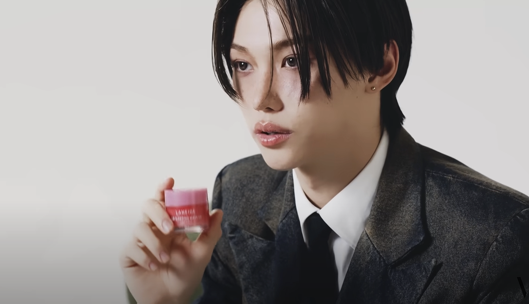 Stray Kids' Felix Glows in Vogue Korea's February 2024 Issue, Featurin ...